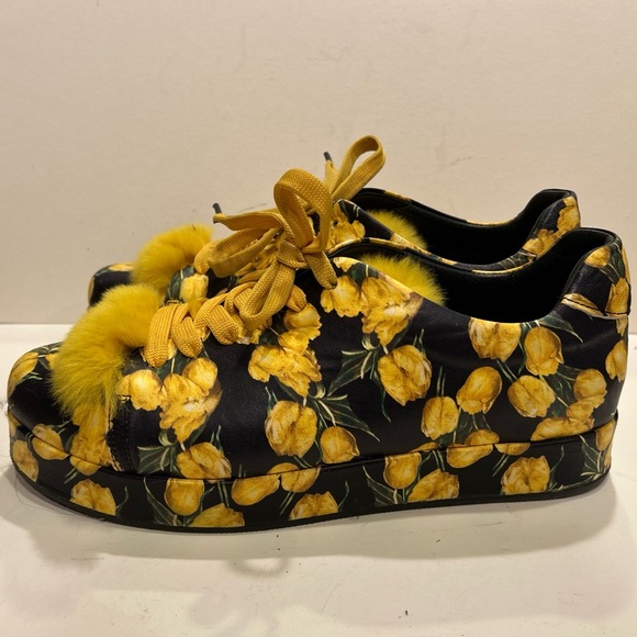 roberto serpentini | Shoes | Roberto Serpentini Tulip Floral Casual ...